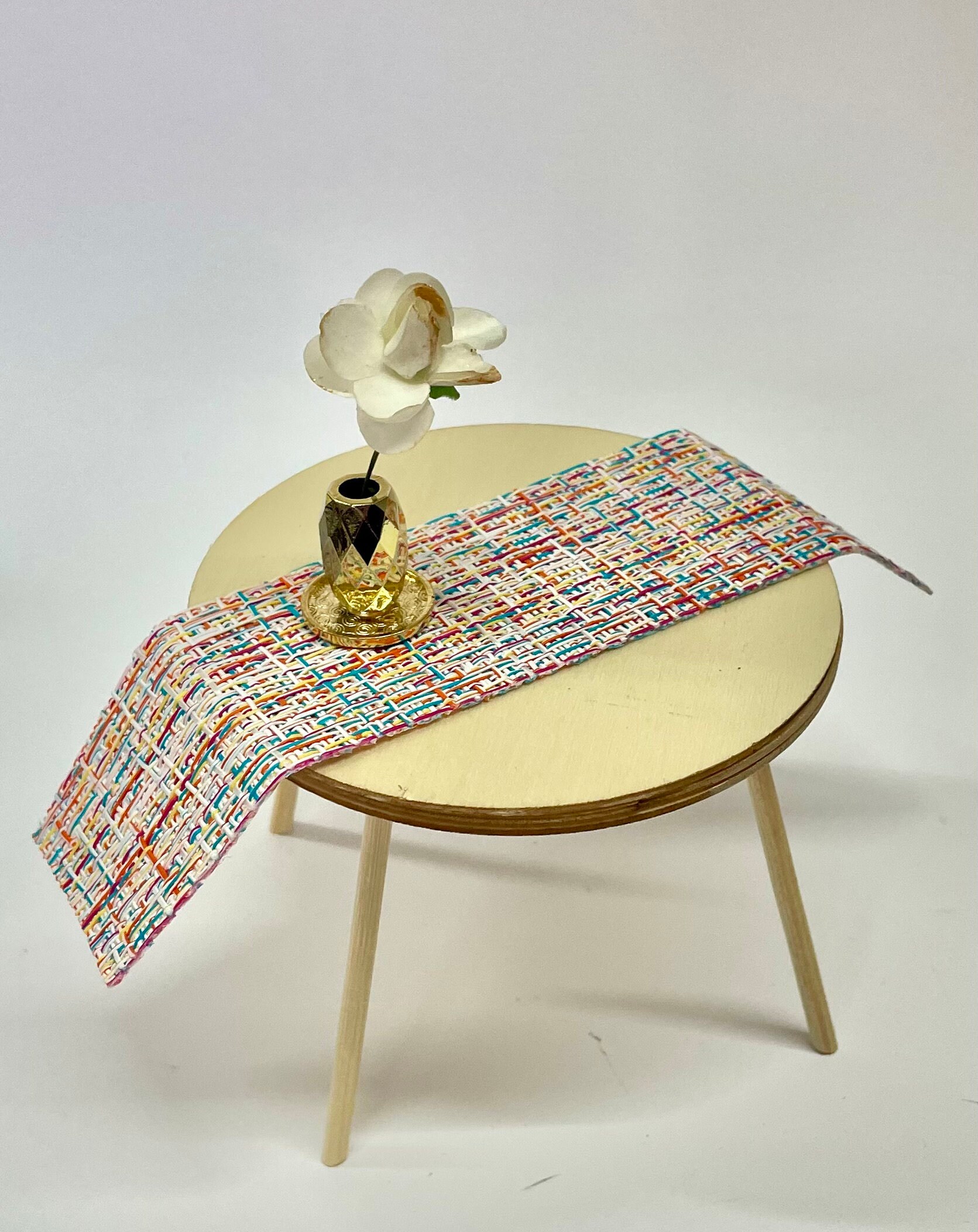 Miniature Furniture, Round Wooden Table, 1:12 Scale Dining Table ...