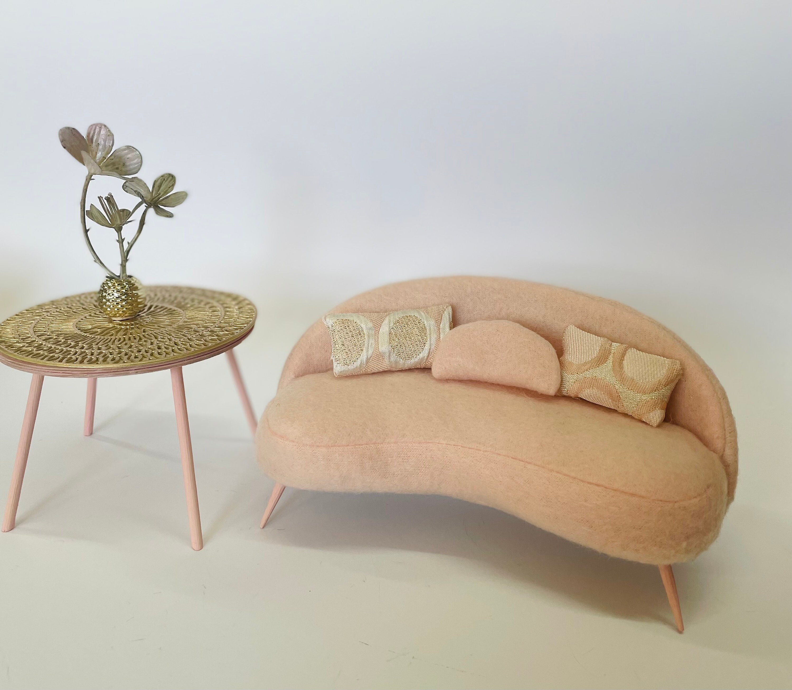 New Gold Round Dining Table, Dining Room Table, Dining Table Furniture ...