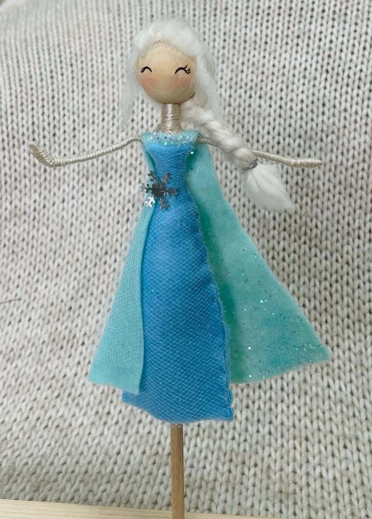 Princess Dolls and Friends Fairy Tale Puppets Set, Ice Princess Dolls ...