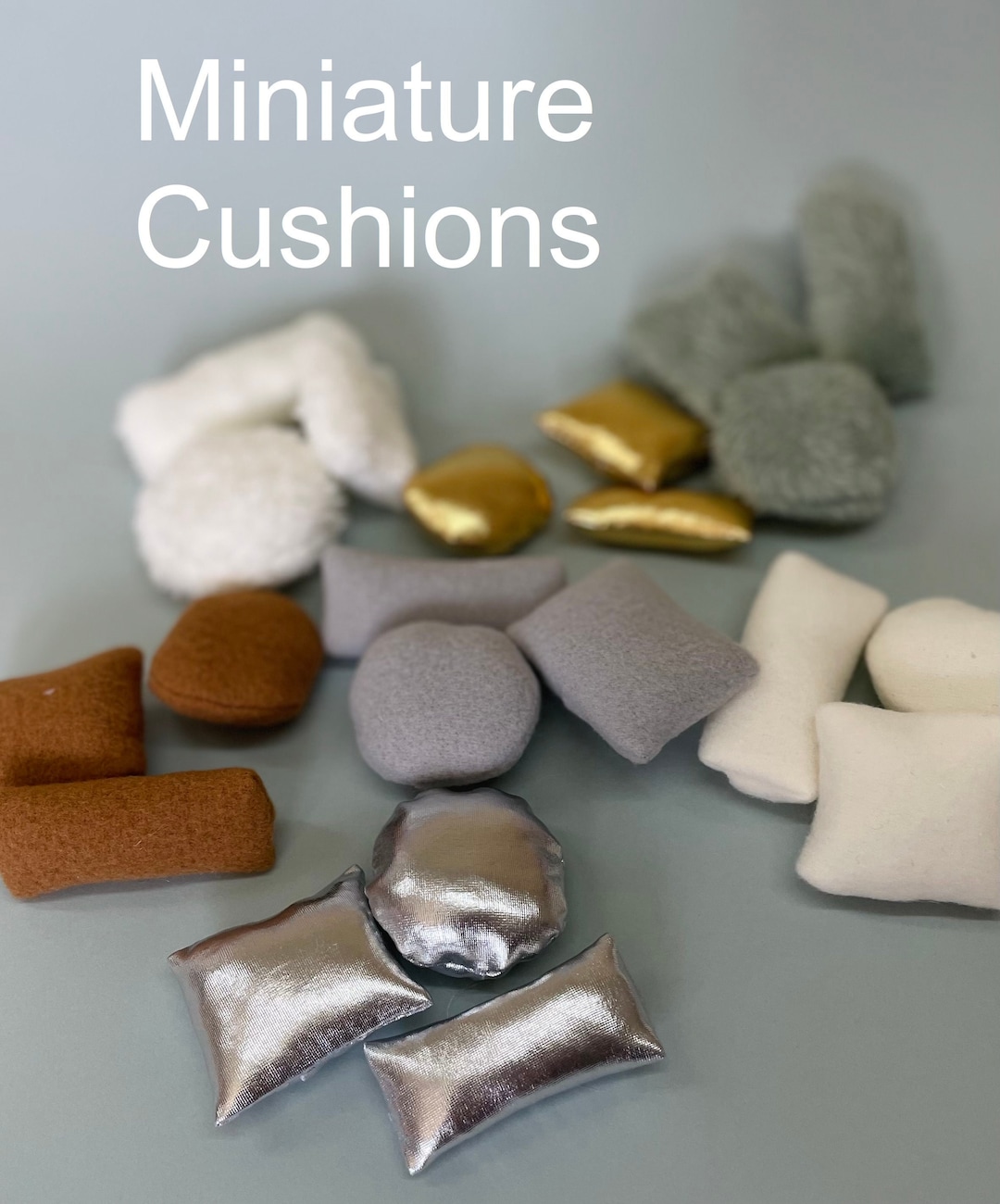 Dollhouse Pillows Set of 3, Miniature Pillows, Dollhouse Cushion, 1:12 ...