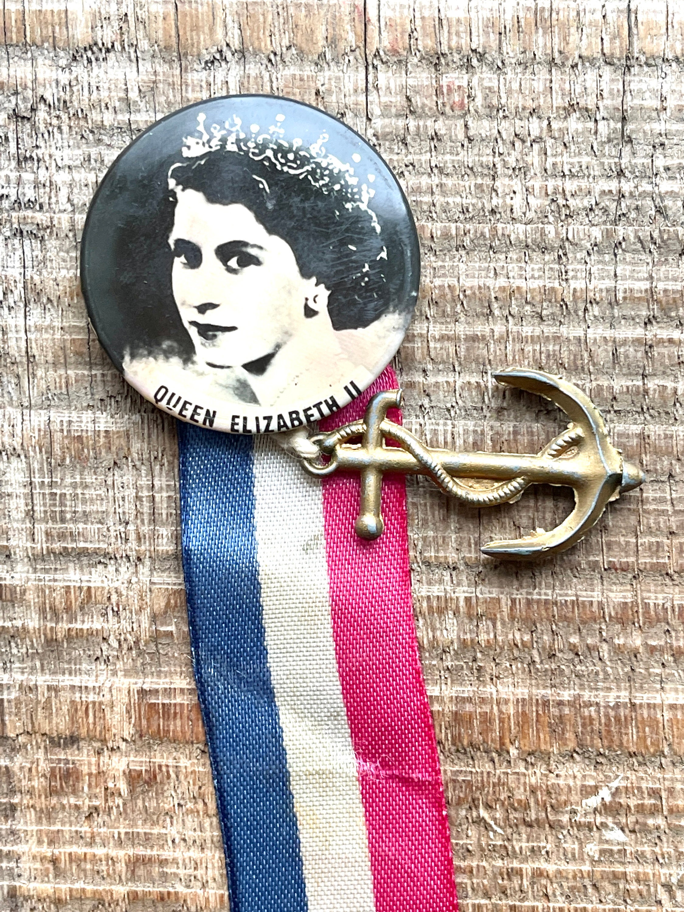 Vintage Queen Elizabeth II Ribbon Pin - Etsy