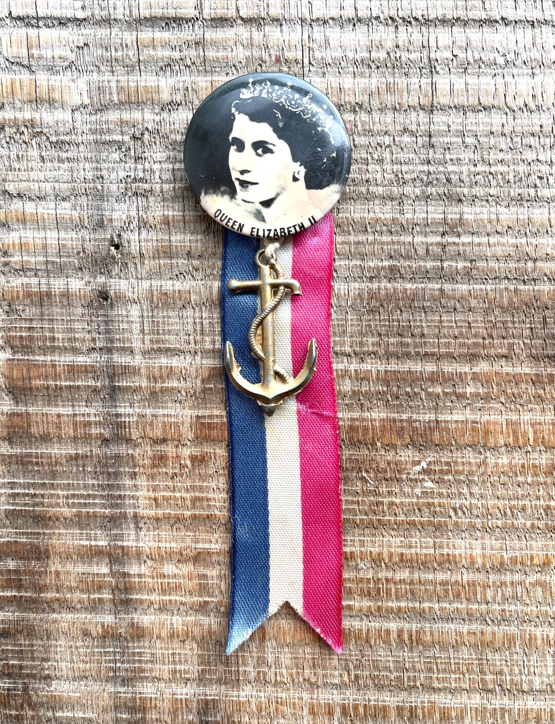 Vintage Queen Elizabeth II Ribbon Pin - Etsy