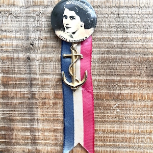 Vintage Queen Elizabeth II Ribbon Pin - Etsy