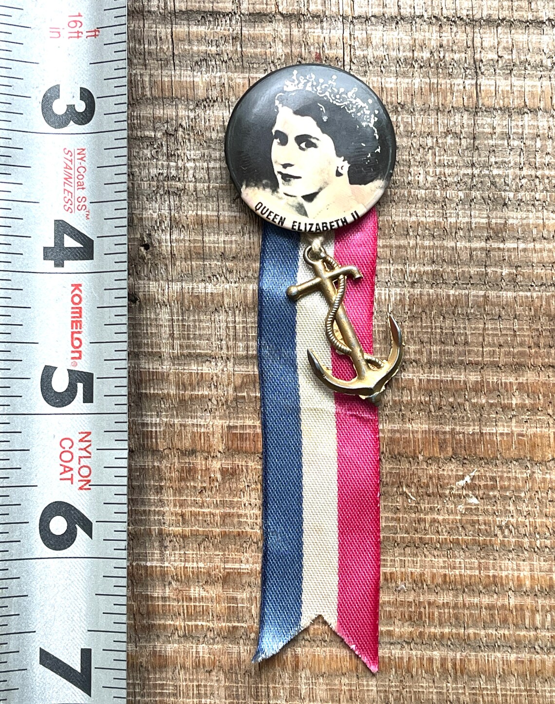 Vintage Queen Elizabeth II Ribbon Pin - Etsy