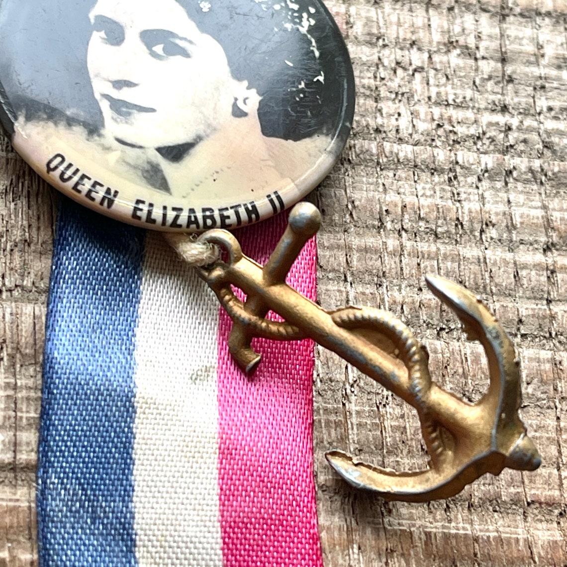 Vintage Queen Elizabeth II Ribbon Pin - Etsy