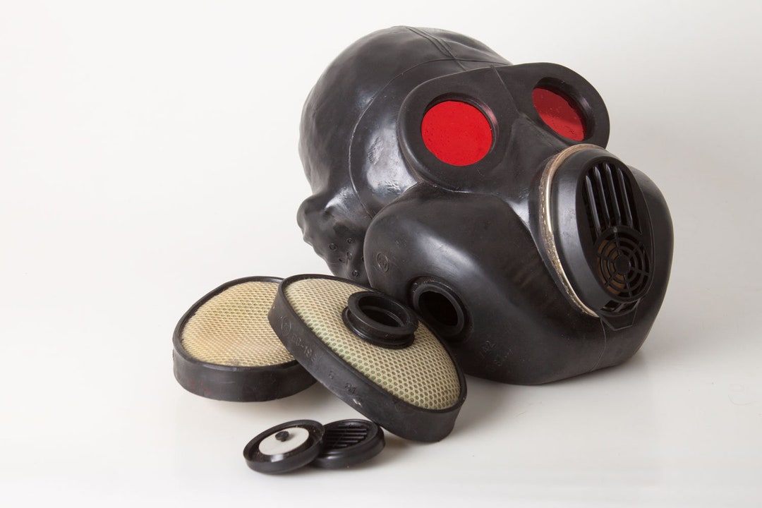 Gas Mask With Red Mirror Lenses - Etsy