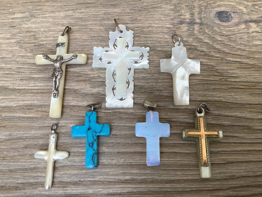 E37 Vintage Lot of 7 Old Crosses - Etsy Canada