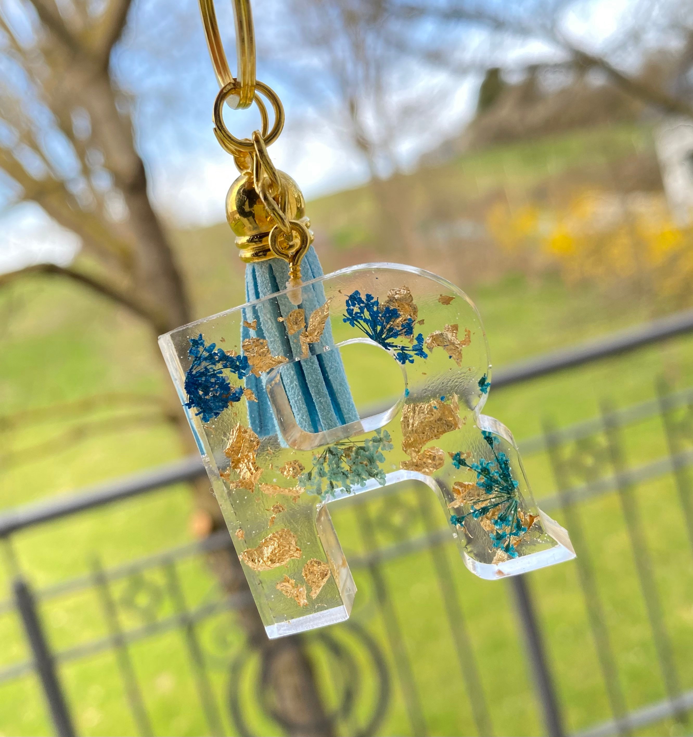 Resin keychain letter R blue | Etsy