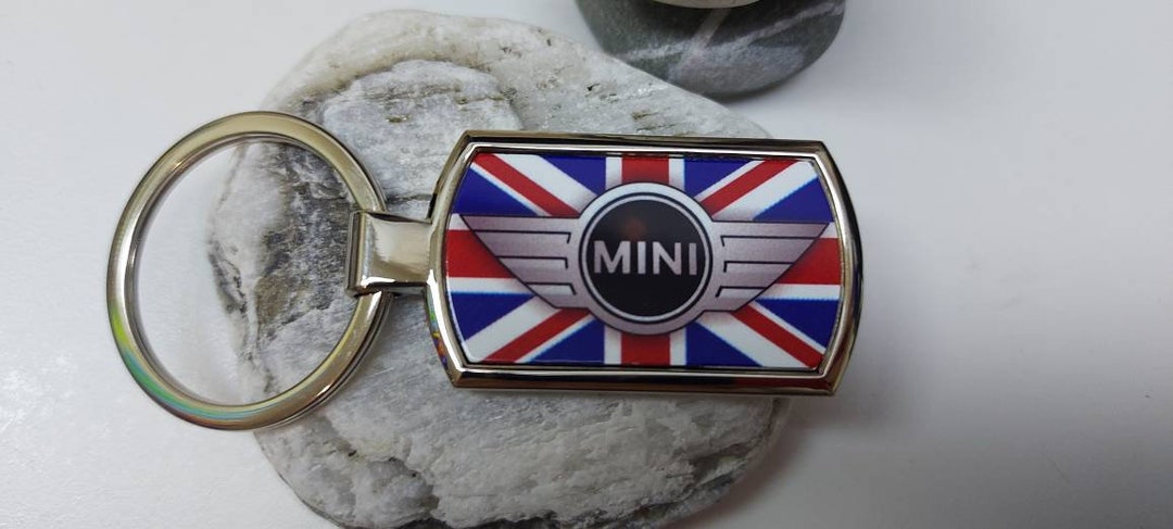 Mini Cooper Flag Chrome Keyring Key Fob Keychain Comes With Free Gift ...