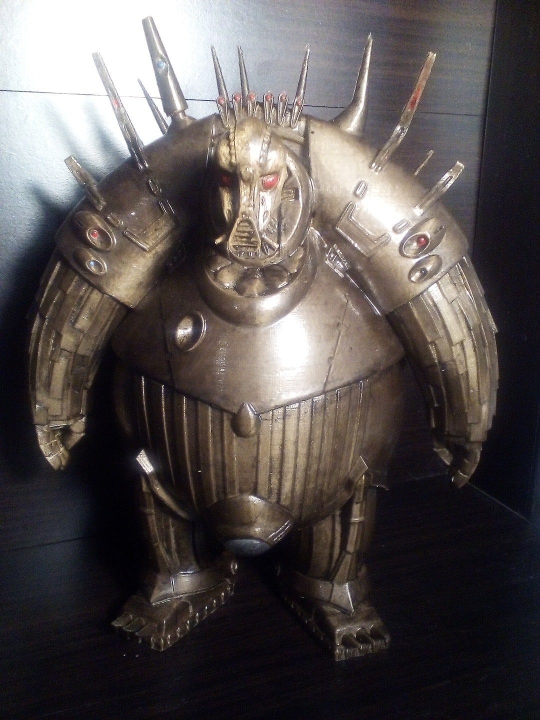 Figurine of the Mondoshawan - Etsy