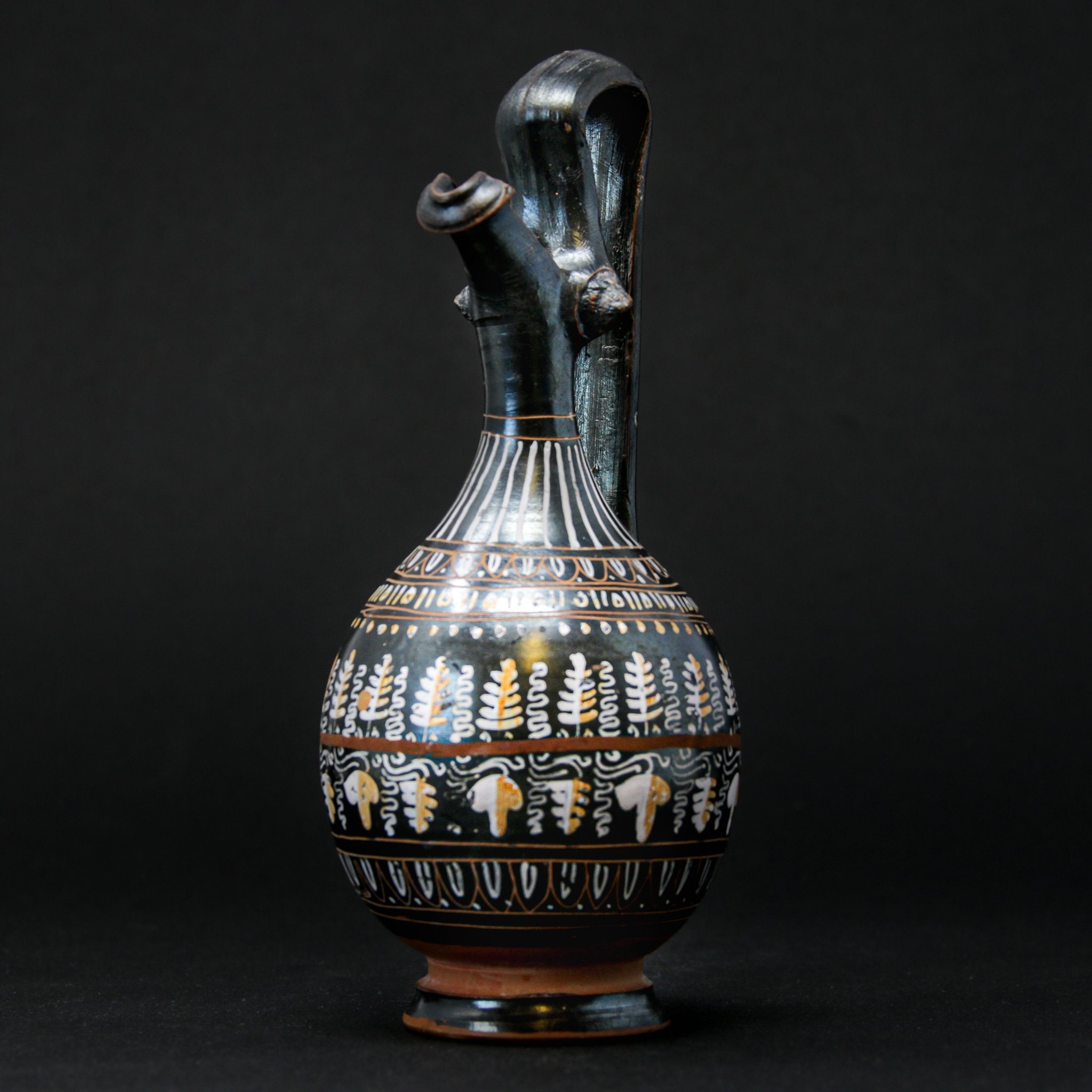 Antike griechische Gnathia Ware Prochous | Griechische süditalienische ...