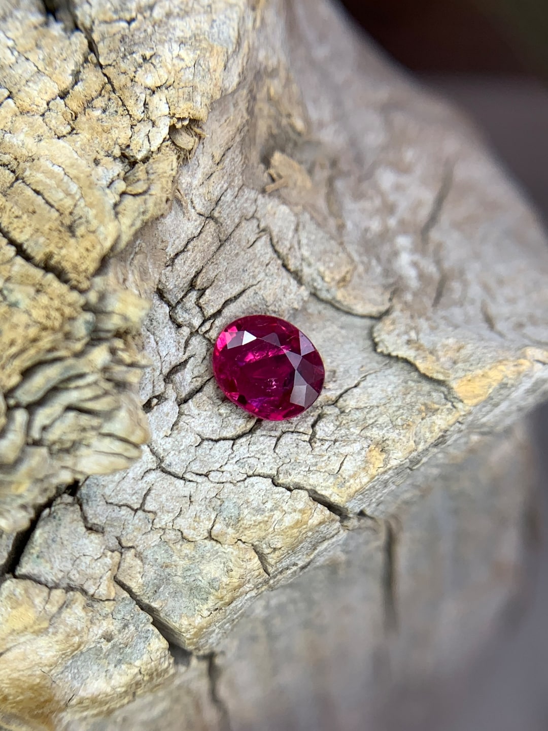 Oval Cut African Ruby Gemstone: 0.62 Carats, Heated Stone - Etsy