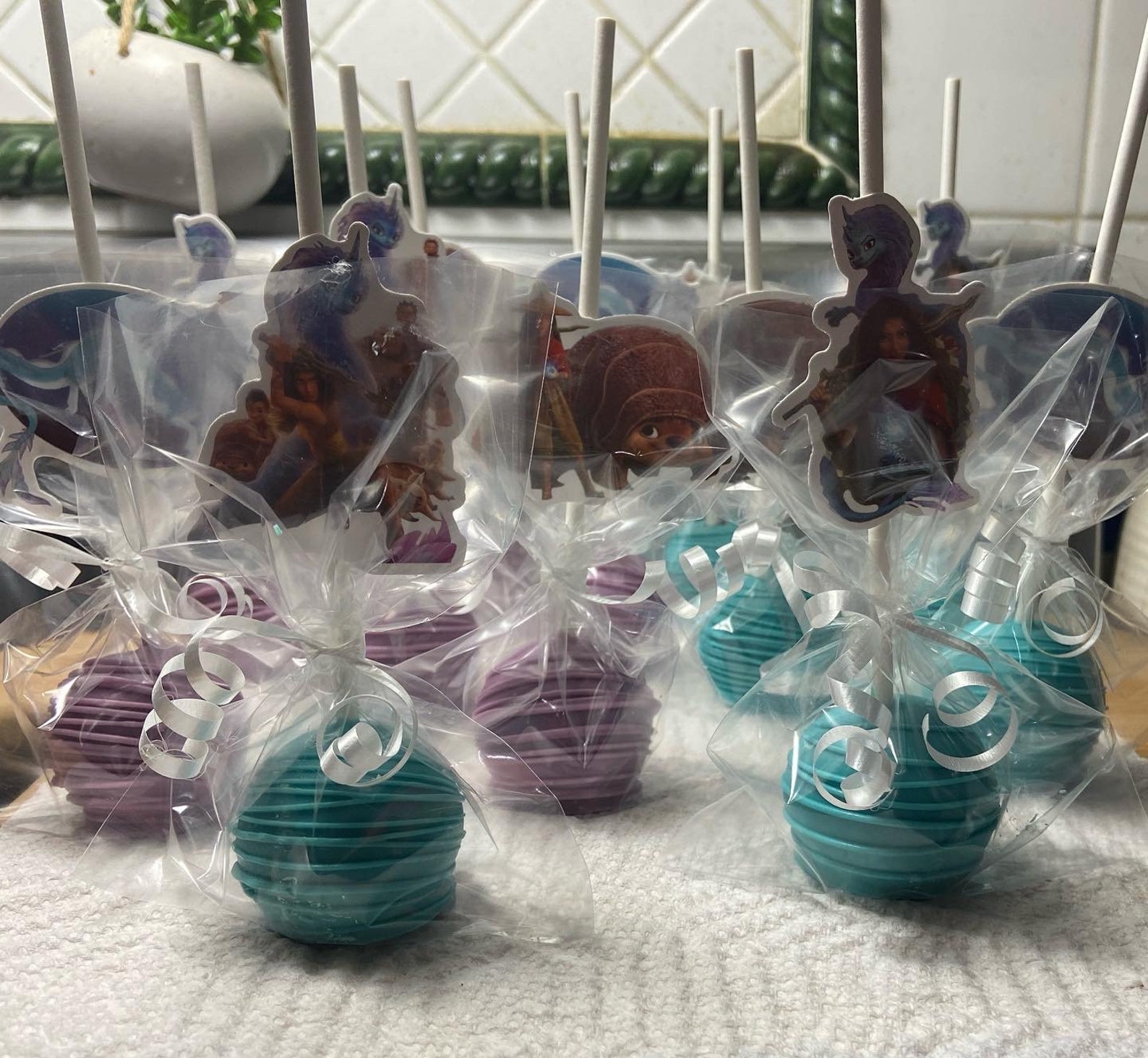 Custom Cake Pops Cake Pops for Birthdays Wedding Cake Pops - Etsy