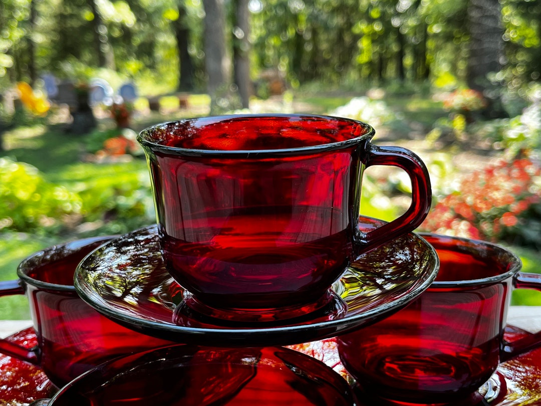 Vintage Arcoroc Red Tea Cups and Saucers, Set of 4, Arcoroc Made in ...
