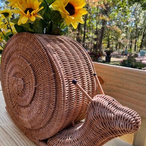Vintage Large Wicker Snail Basket, Mid Century Home Decor - Etsy