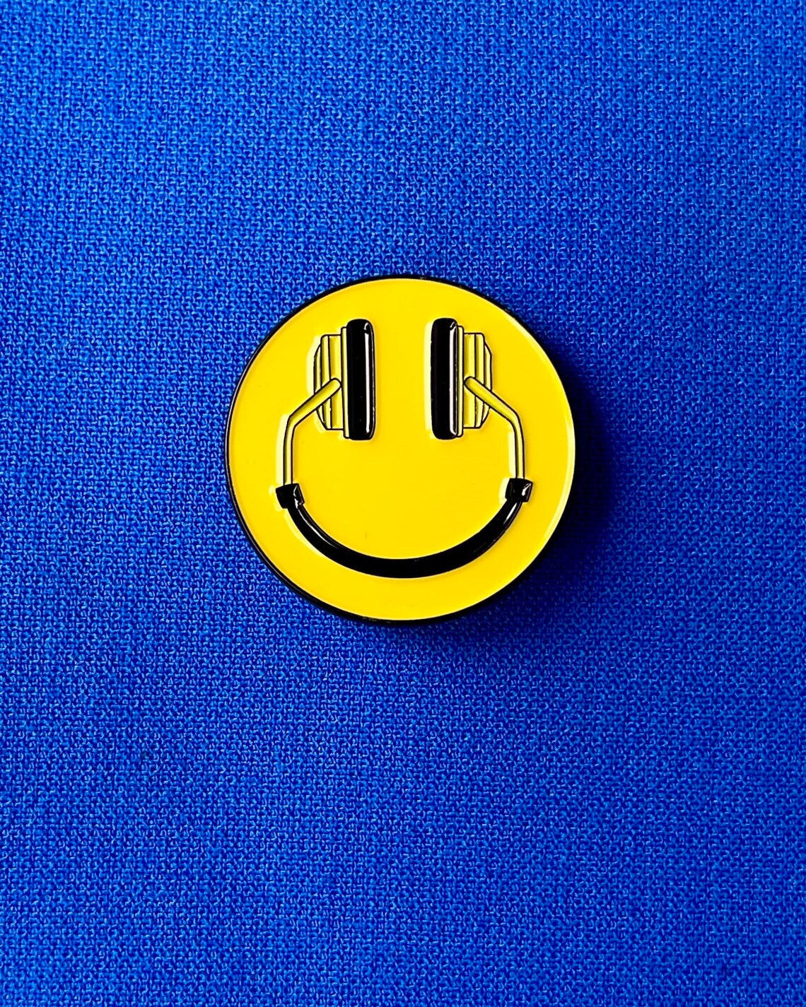 Smiley Face Headphones Pun Soft Enamel Pin Yellow Lapel - Etsy
