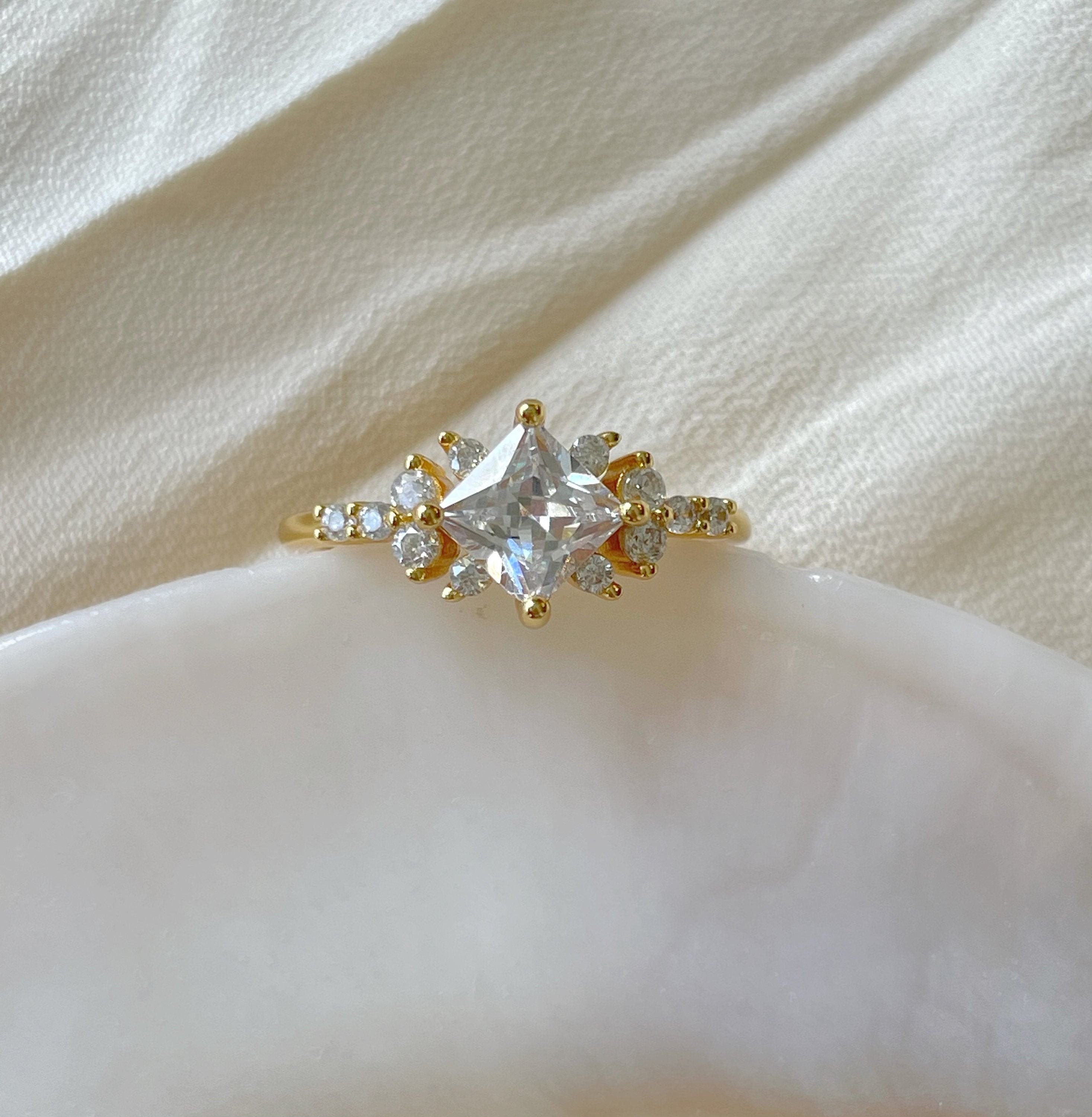 Rustic Engagement Ring Dainty Wedding Ring Vintage Promise - Etsy UK