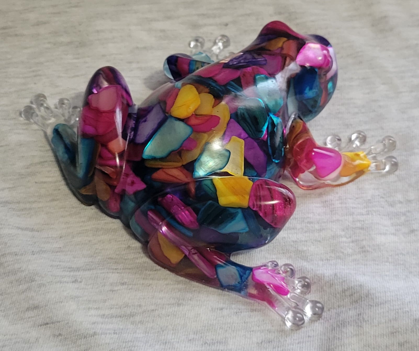 Resin Tree Frog Filled With Multi-colored Shells - Etsy