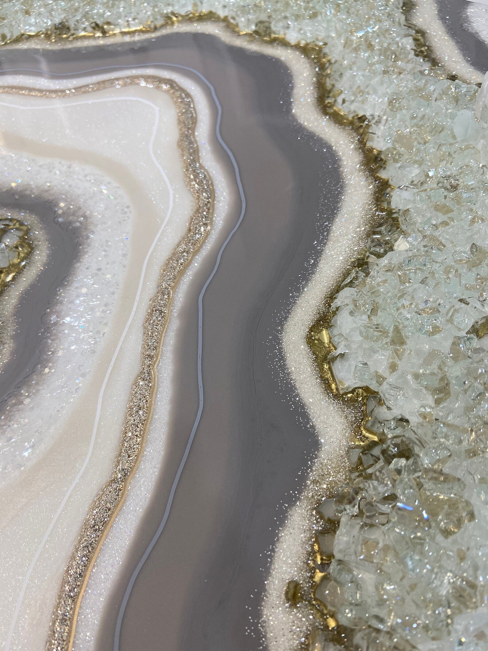 Custom Grey Gold Resin Geode Wall Art Crystal Painting Epoxy Resin Wall ...