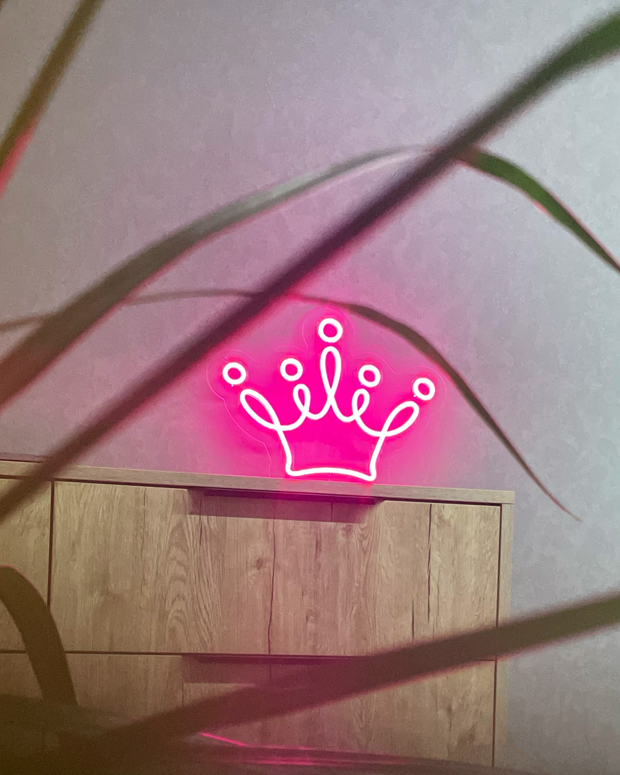 Queen Crown Neon Sign - Princess Neon Sign, Gift for Her, Girl Neon ...