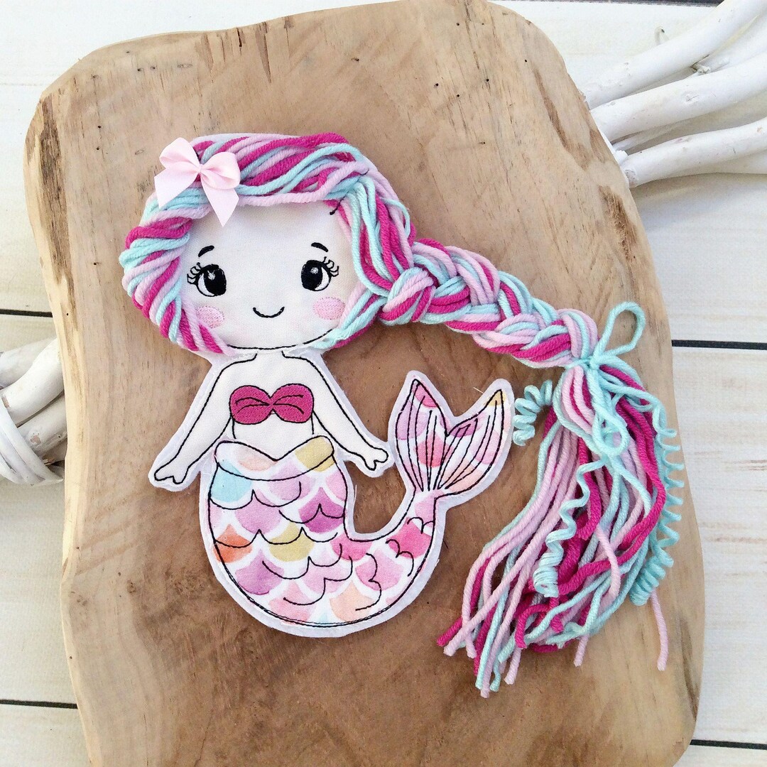 Application Nixe 3D Mermaid M Patch Button School Cone Motif for DIY on ...