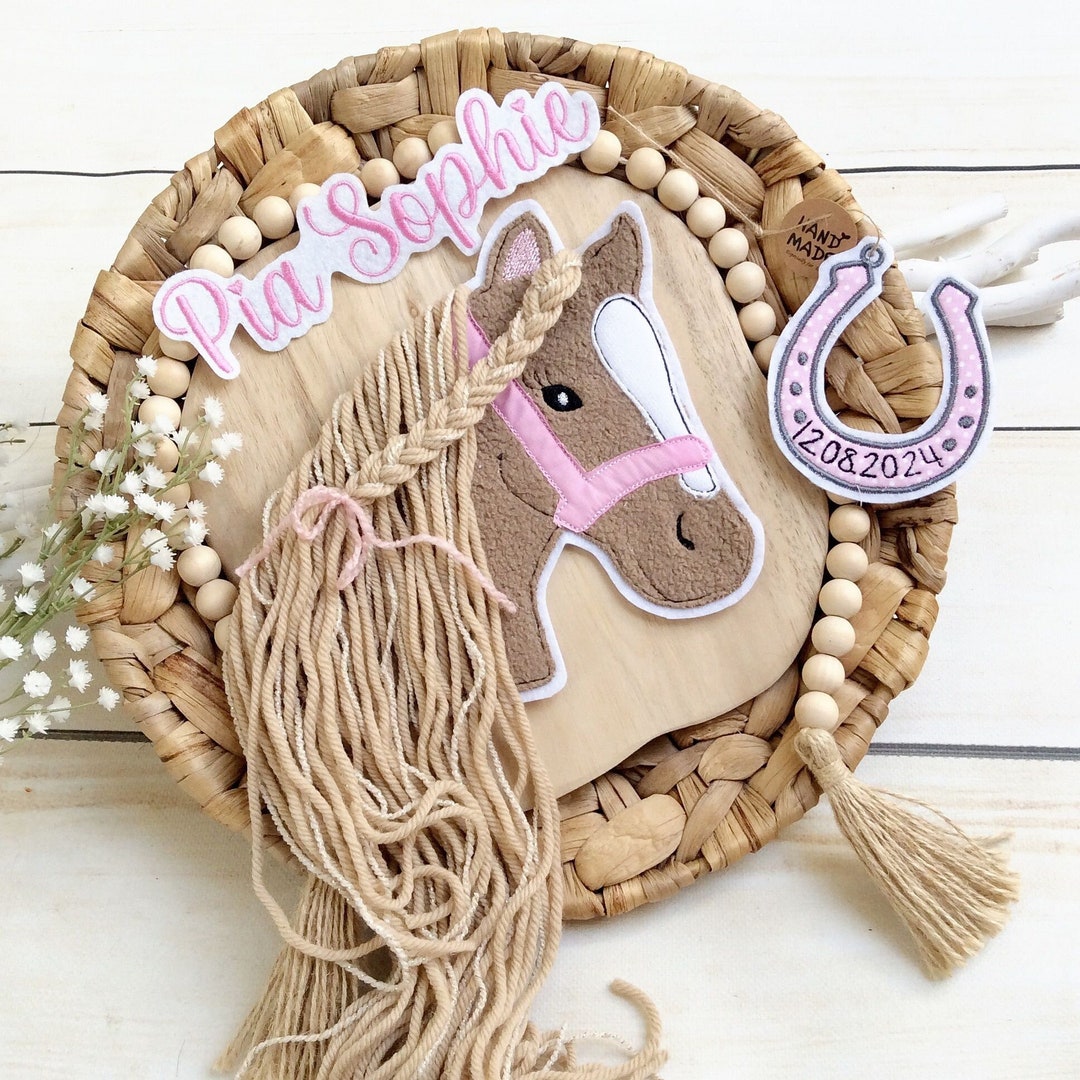 Set M Application Horse Head Patch Horseshoe With Date for School Cone ...