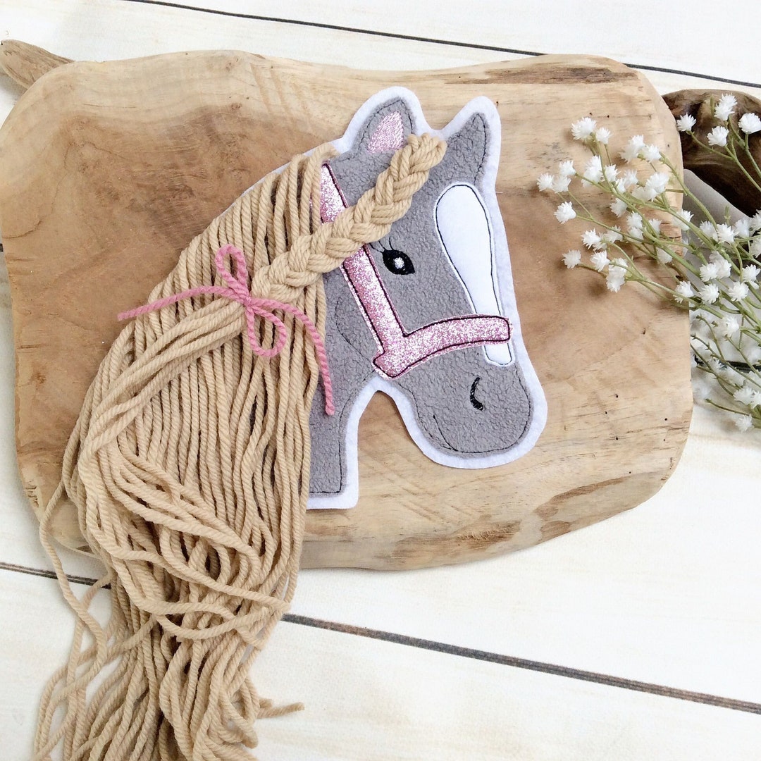 L Applikation Pferd Pferdekopf Aufnäher Button Patch auf Filz Pferd mit Mähne und Glitzer ...