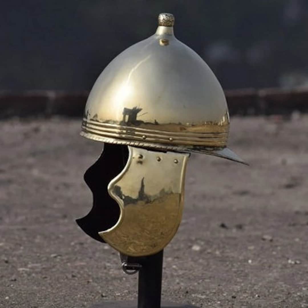 Montefortino Celtic Roman Helmet – Handmade LARP & Cosplay Armor ...
