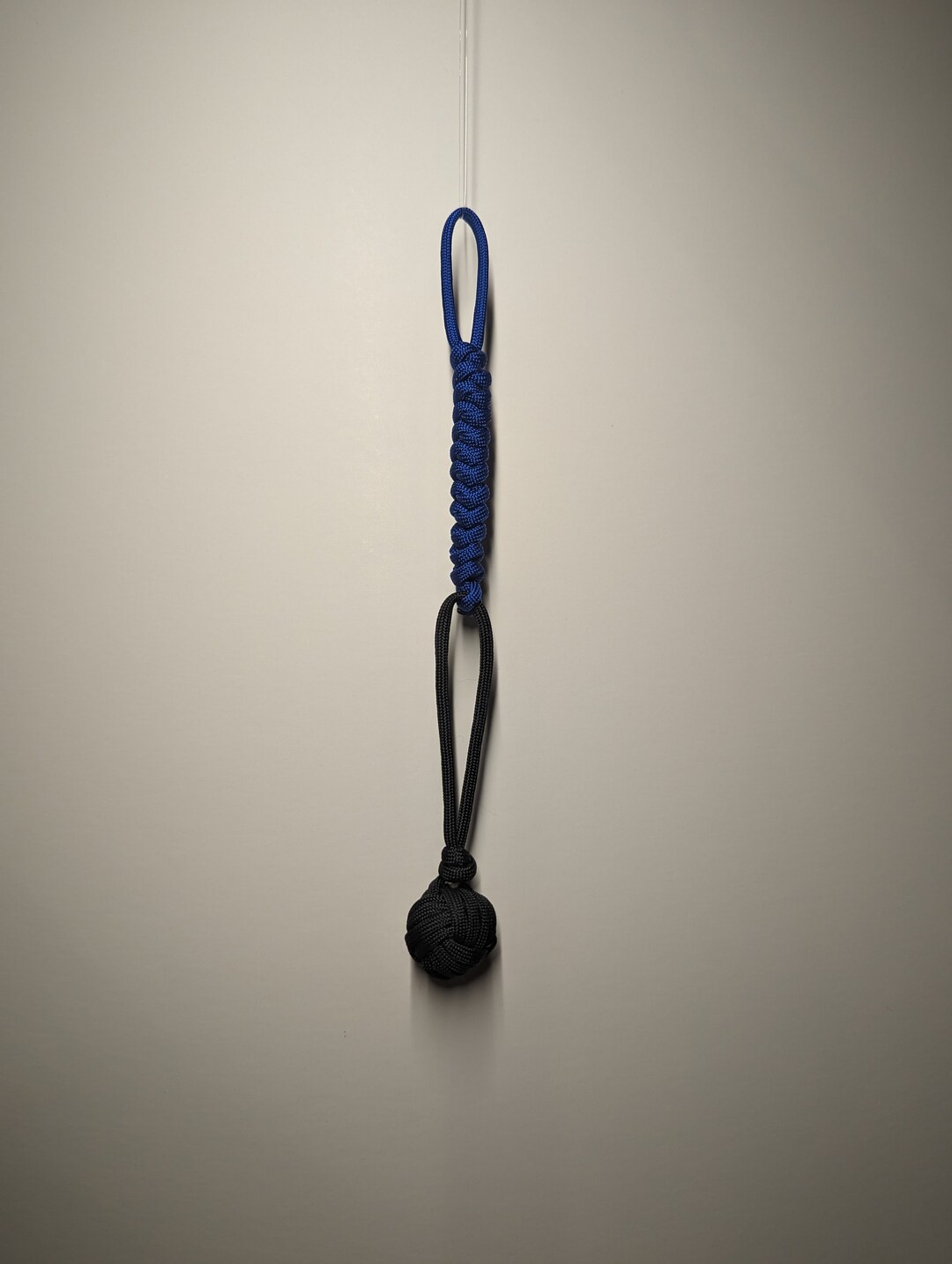 The Parambit: Karambit Style Paracord Skill Toy | Minimalist | Monkeys ...