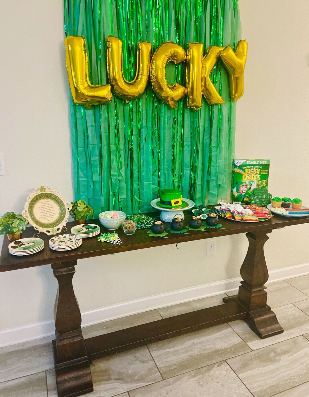 Fringe Backdrop, Streamer Backdrop, Party Backdrop, Birthday Backdrop ...