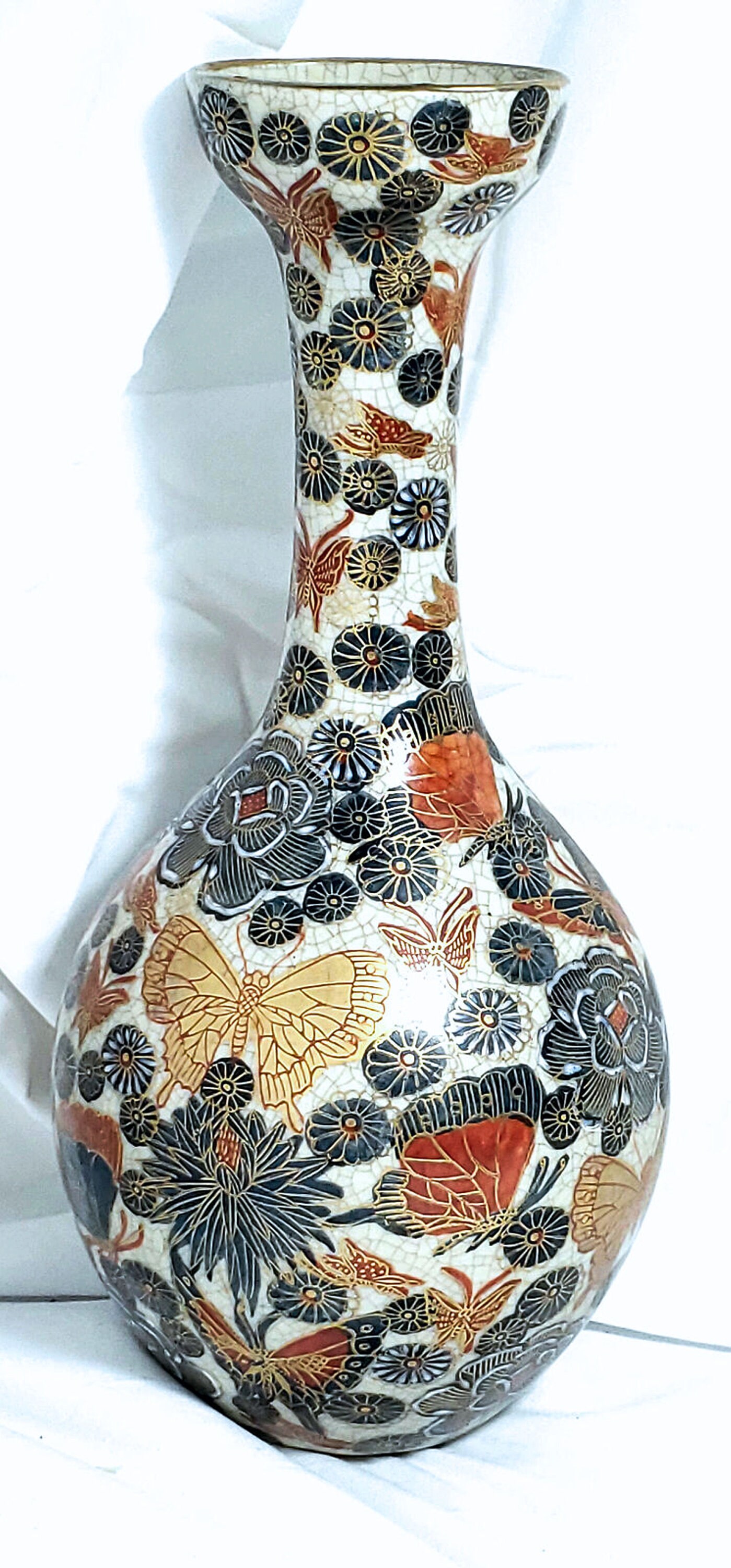 Rare Japanese Satsuma Shimazu Mon Crest Marked, Hand Painted Vase From ...