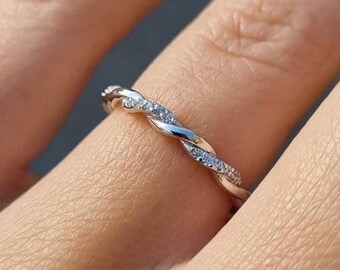 Twisted Wedding Band - Etsy