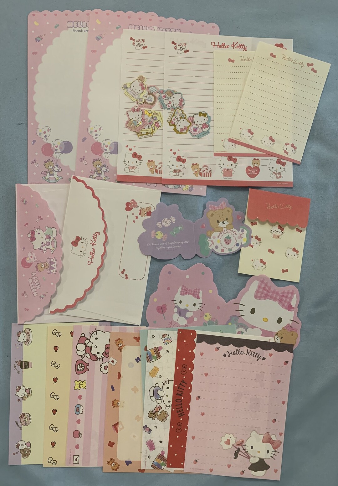 Sanrio Hello Kitty Paper Stationeries Memo Sheets Envelopes Stickers ...