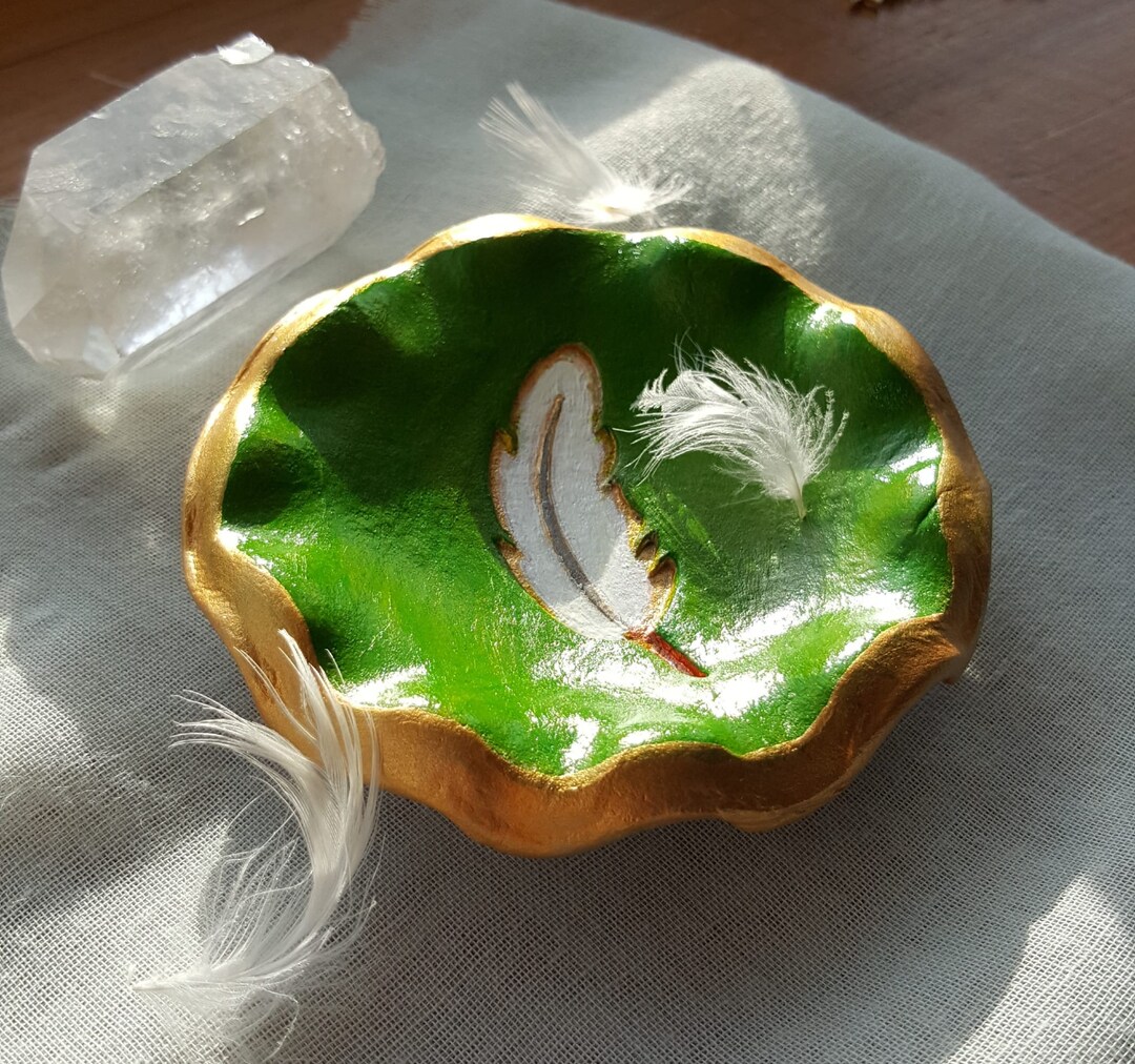 Feather From Heaven Emerald Green Dish/ Feather From Heaven - Etsy