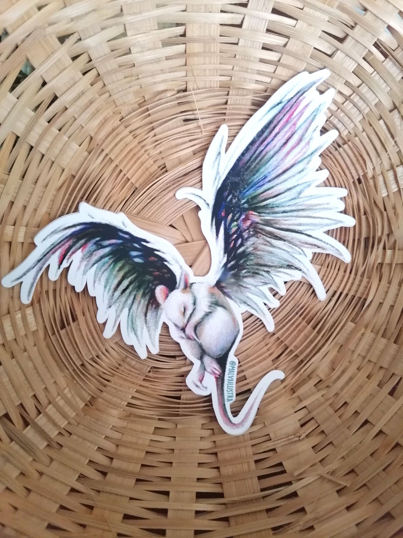 Ratón con alas / sticker a prueba de agua - Etsy México