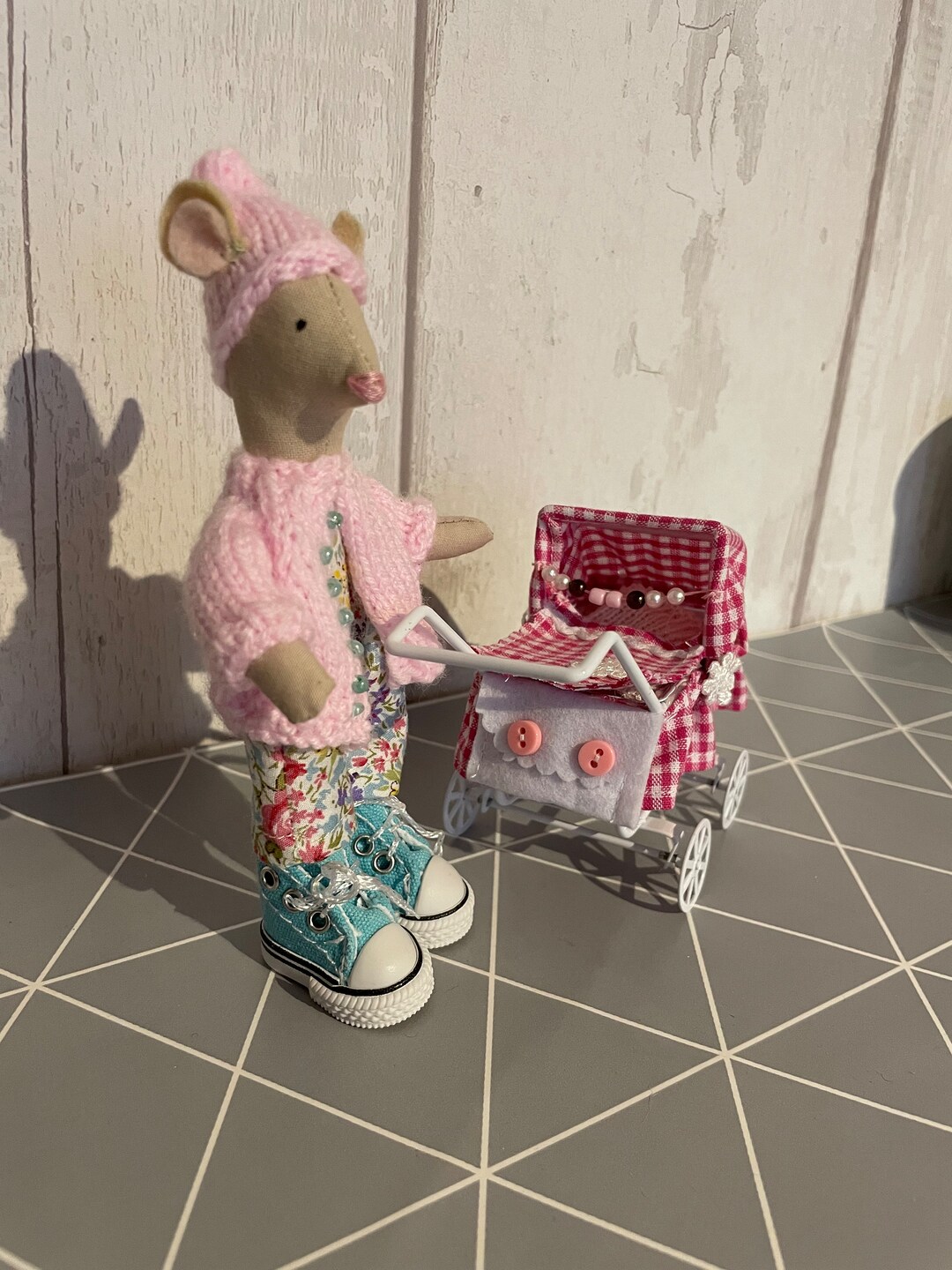12th Scale Mouse Doll With Her Pram and Baby Perfect for Your Dolls ...