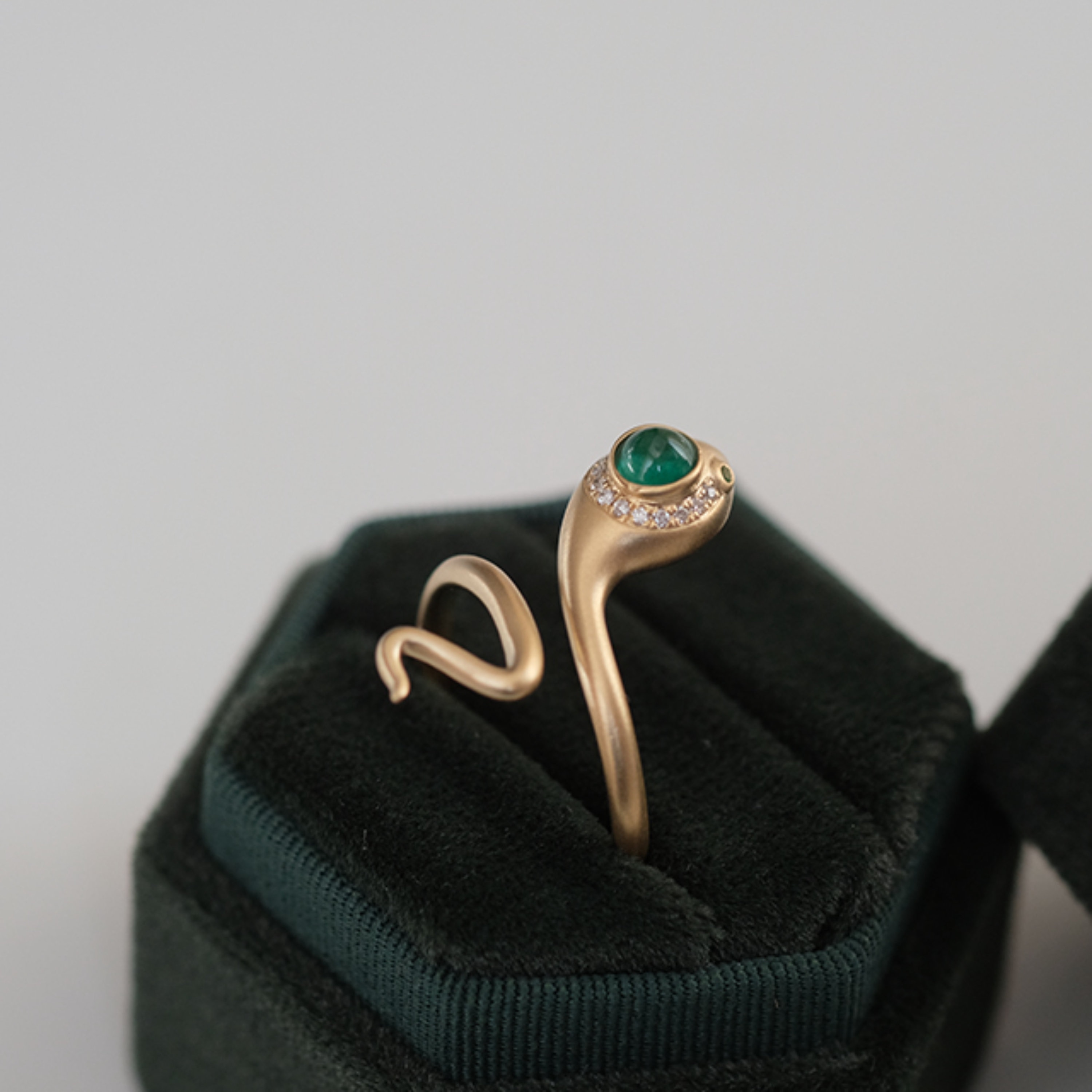 14K Green Emerald Snake Shape Animal Statement Ring Emerald | Etsy