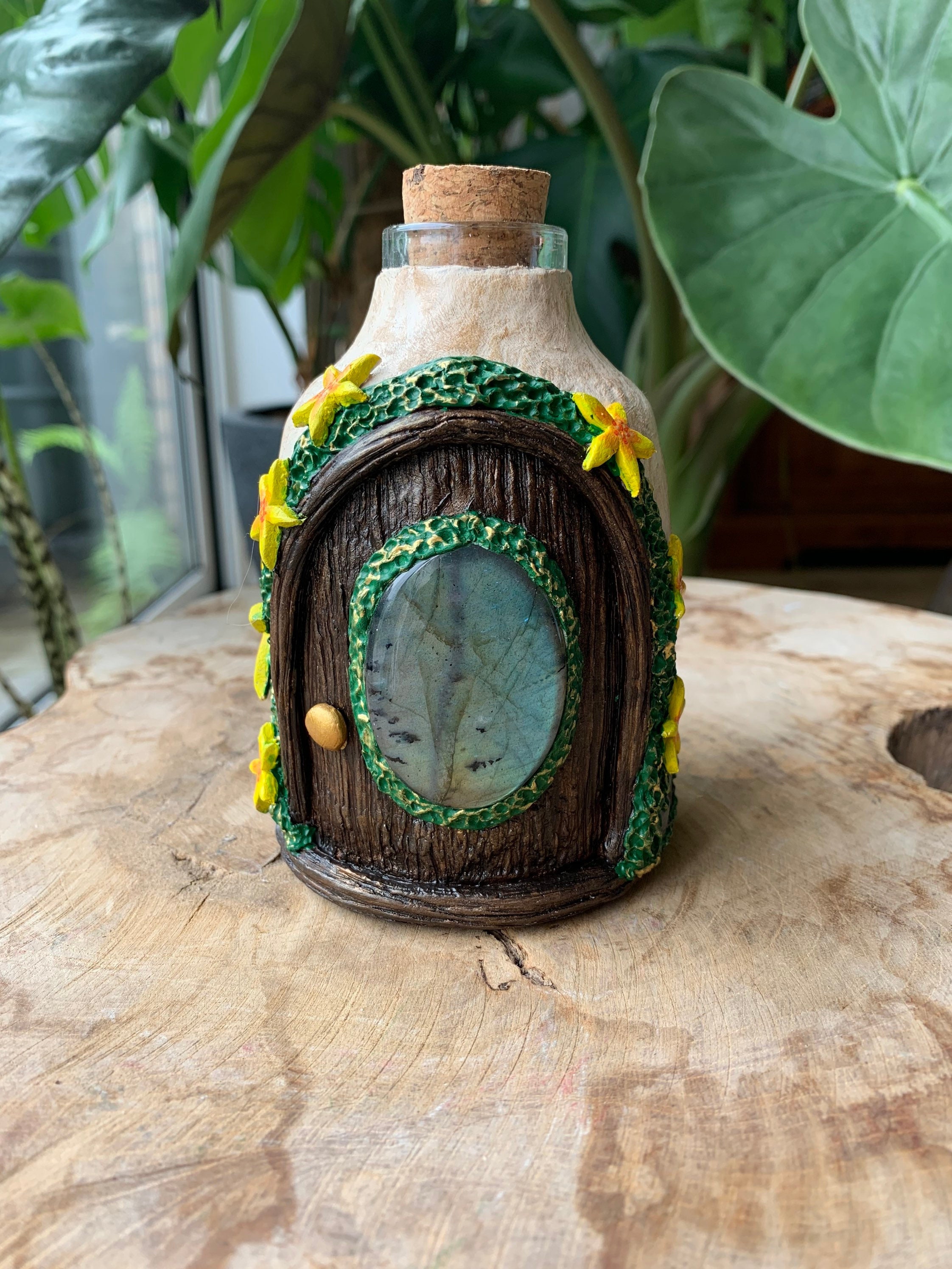 Little Flower Vase With Labradorite - Etsy UK