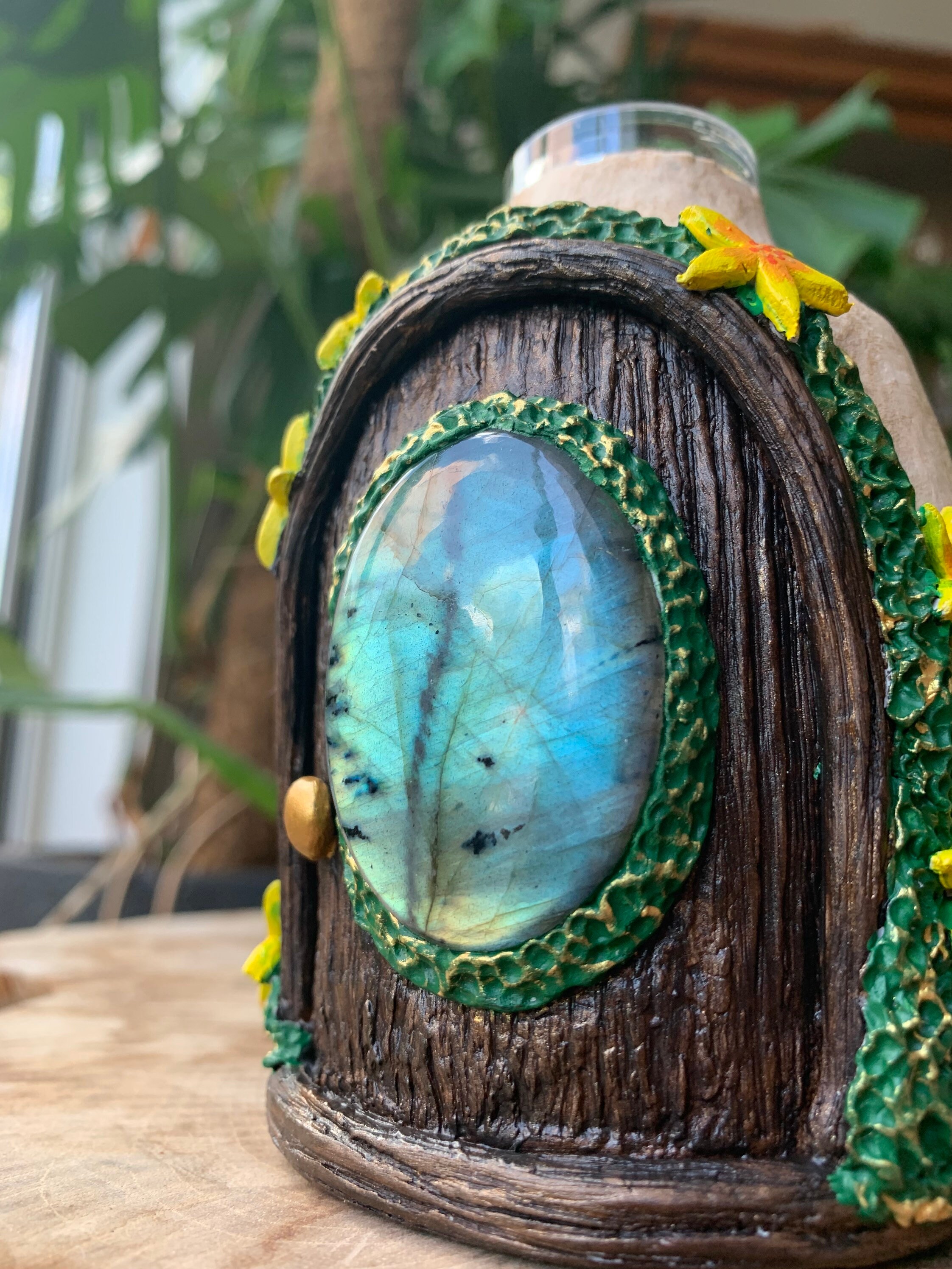 Little Flower Vase With Labradorite - Etsy UK