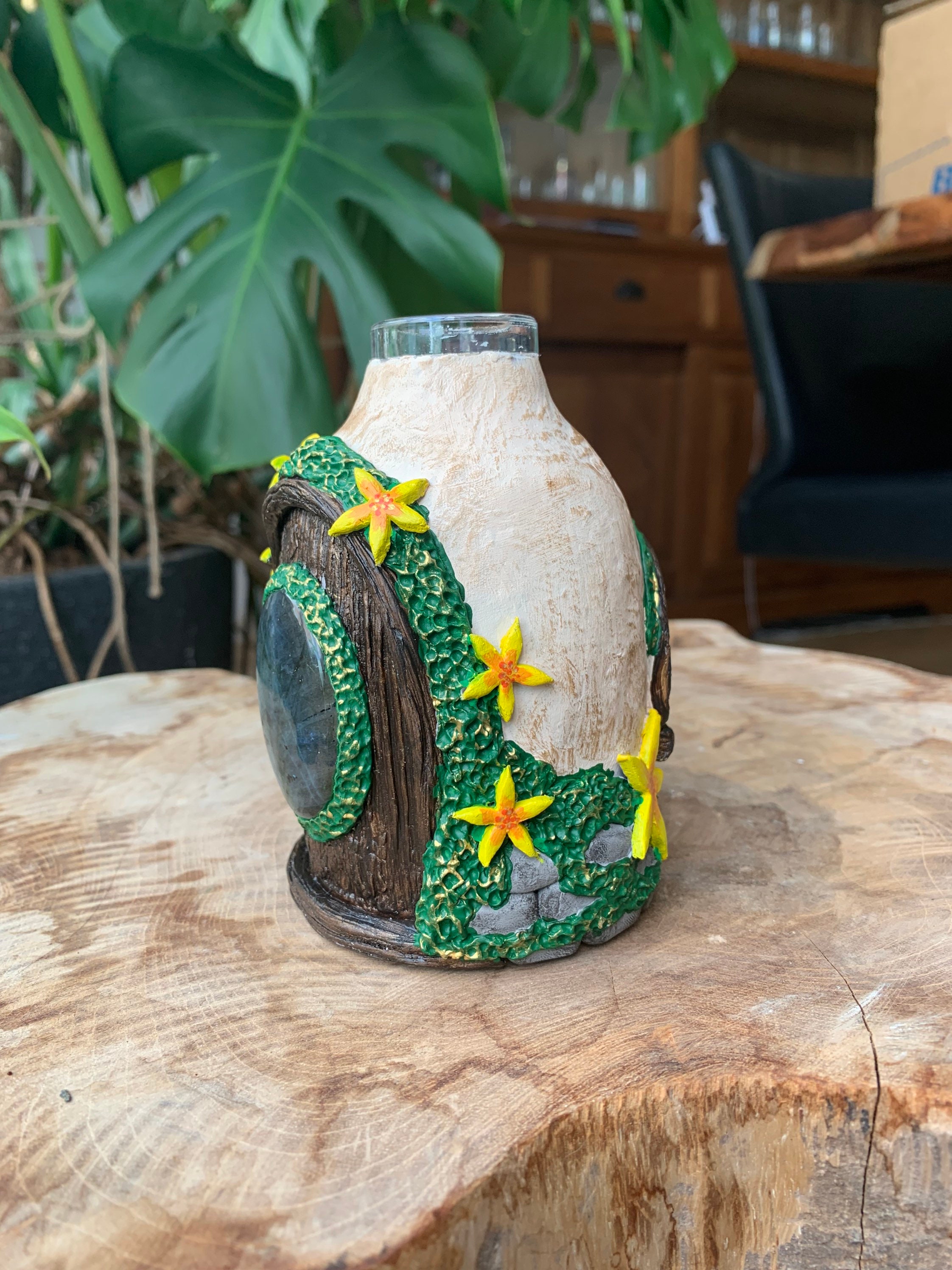 Little Flower Vase With Labradorite - Etsy UK