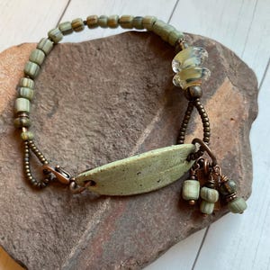 Tranquilitysage Green Beaded Bracelet Java Glass Beads Fits 7-1/2 Wrist ...