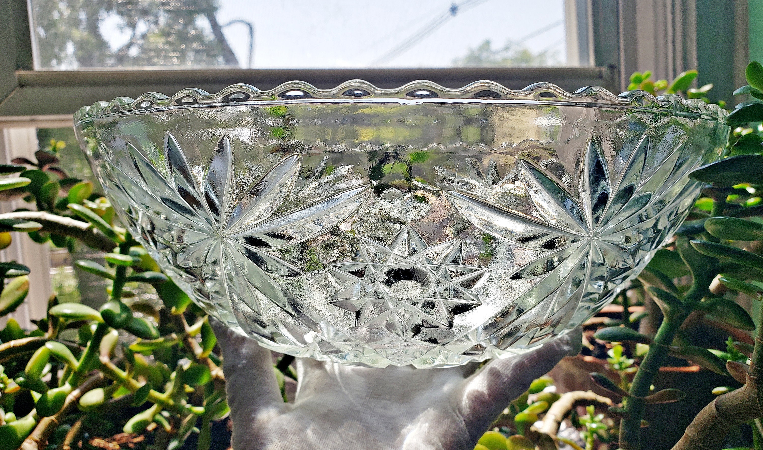 Vintage ANCHOR HOCKING PRESCUT Large Salad Bowl, Stars and Fans Pattern ...