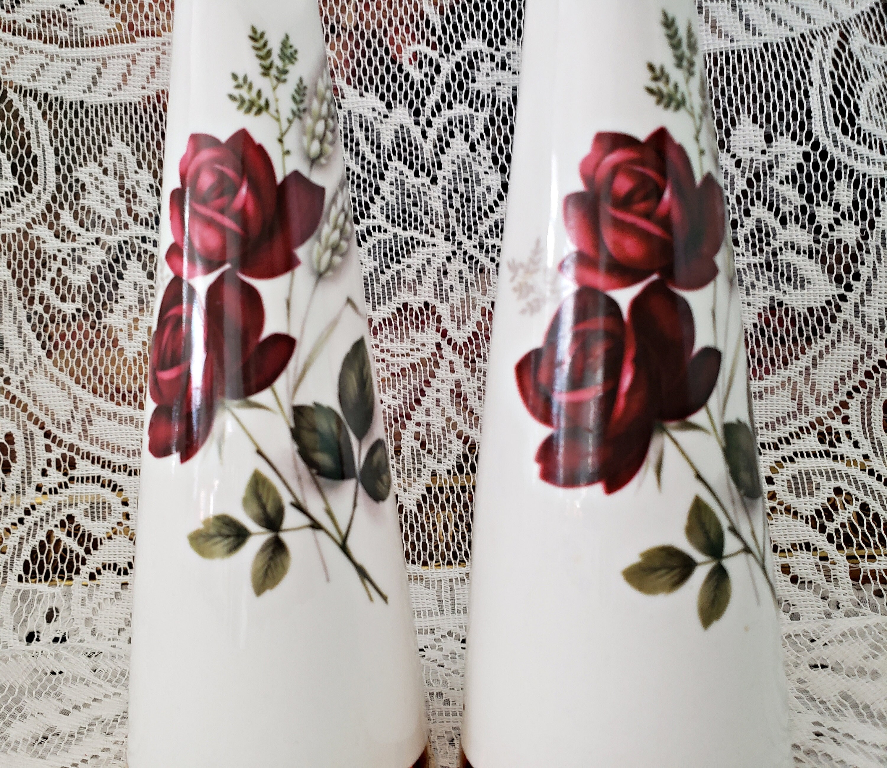 ROYAL STUART Fine Bone China Salt & Pepper Shakers Set Red - Etsy ROYAL STUART Fine Bone China Salt & Pepper Shakers Set Red - Etsy