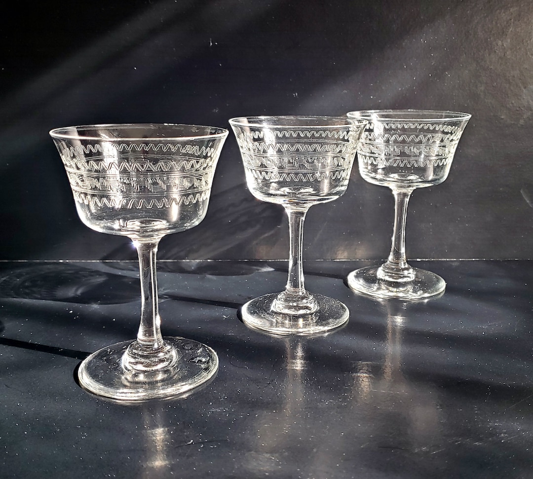 Fostoria Needle Etched Cordial Glasses, Vintage After Dinner Drinkware ...