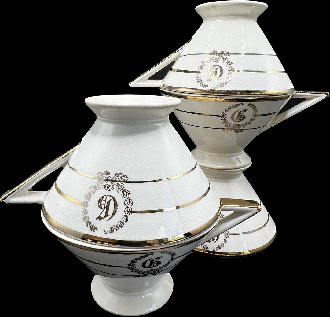 1930s 1940s Salem China Streamline Cups, Five Ivory Cups With Gold-trim ...