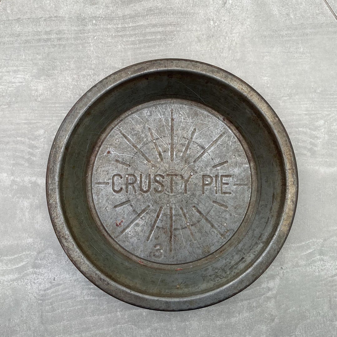 Vintage “crusty Pie” Tin #3, Perforated Heavy Round 9.5" Metal Pie Pan ...