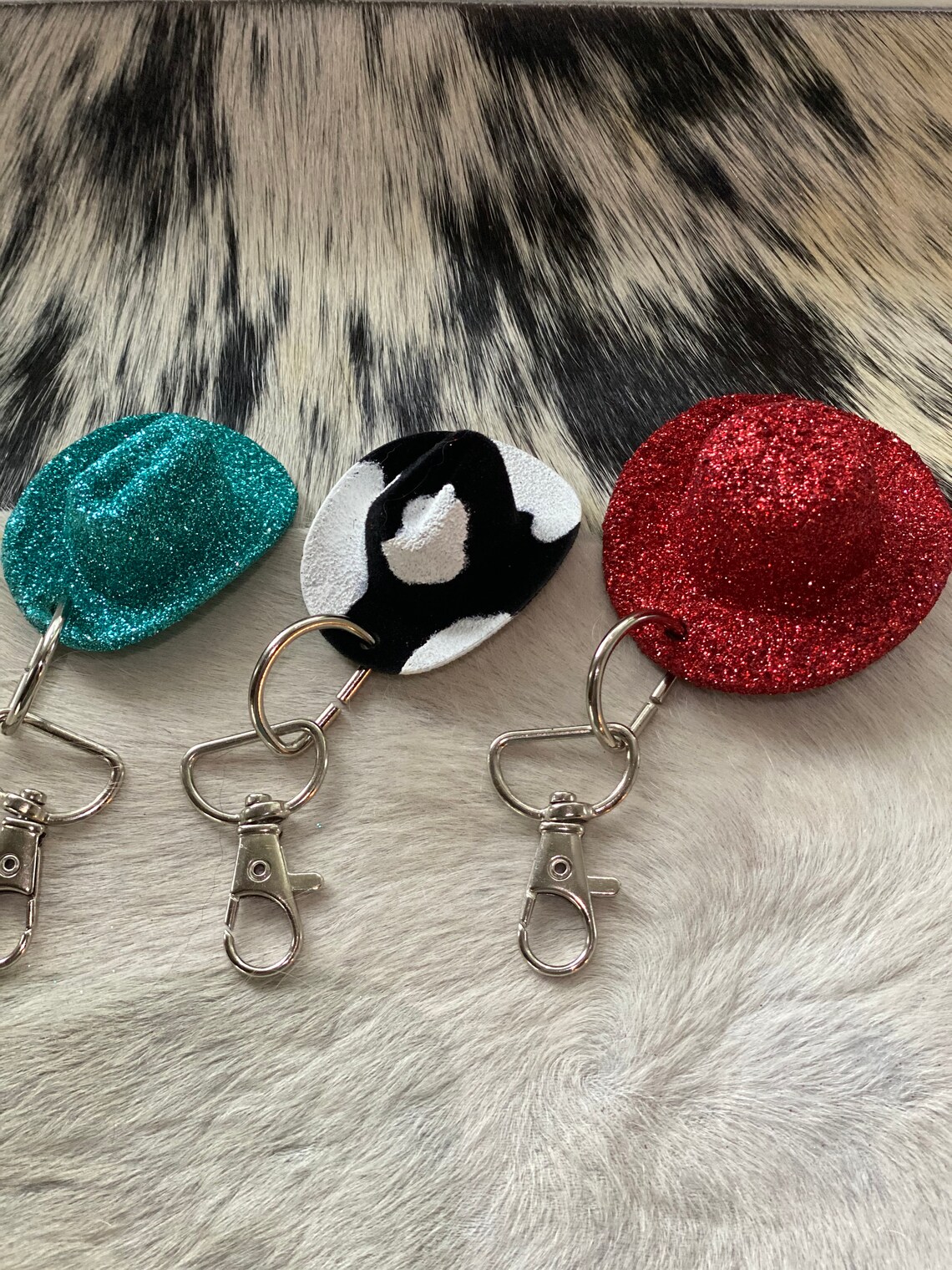Cowboy hat keychains Mini Cowboy hat keychain | Etsy