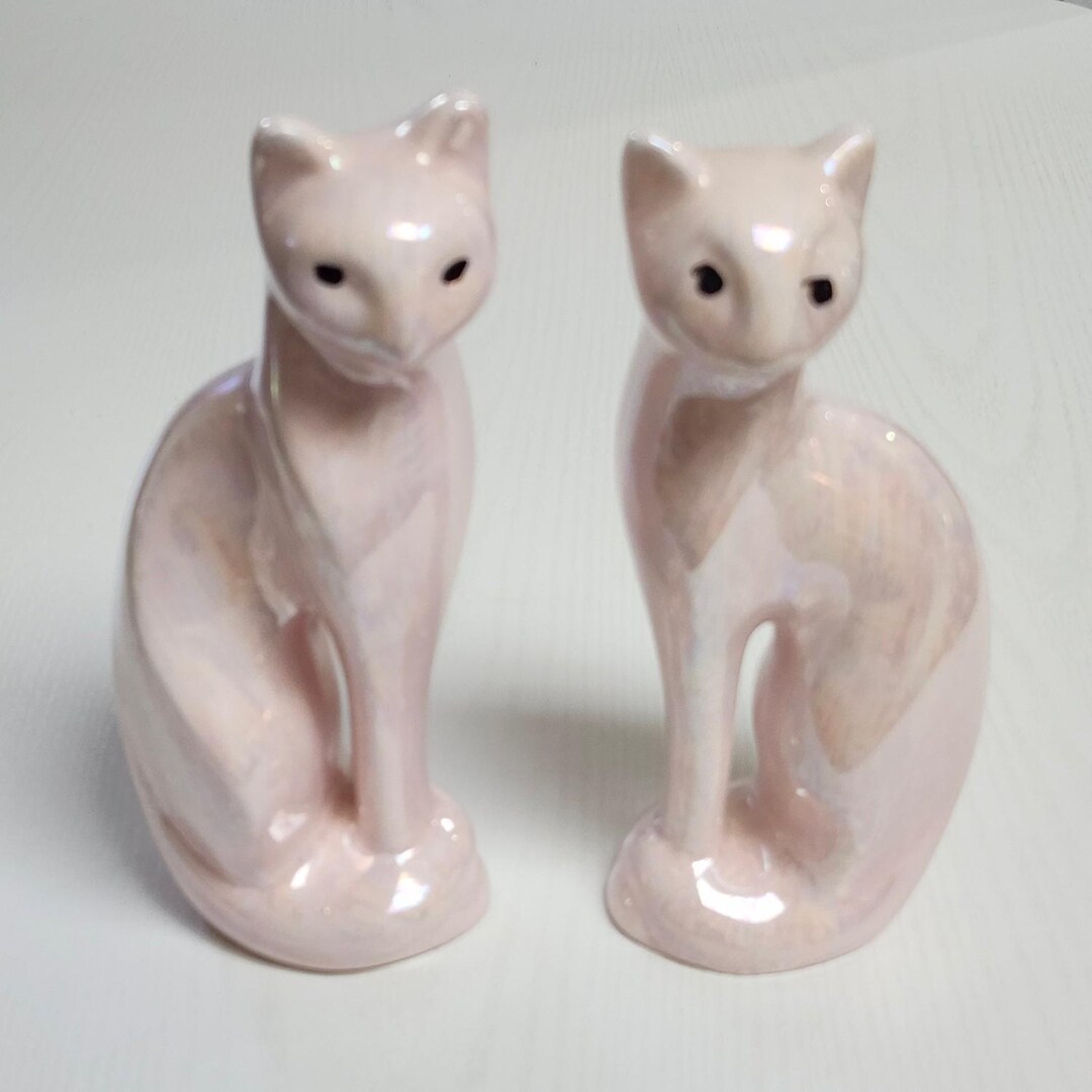 2 Glazed Ceramic Art Deco Pink Siamese Cats Black Eyes Small Chip on ...