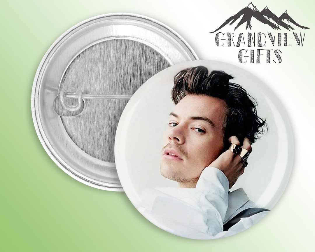 Harry Styles 1.5" Pinback Button, Harry En Vogue! - Etsy