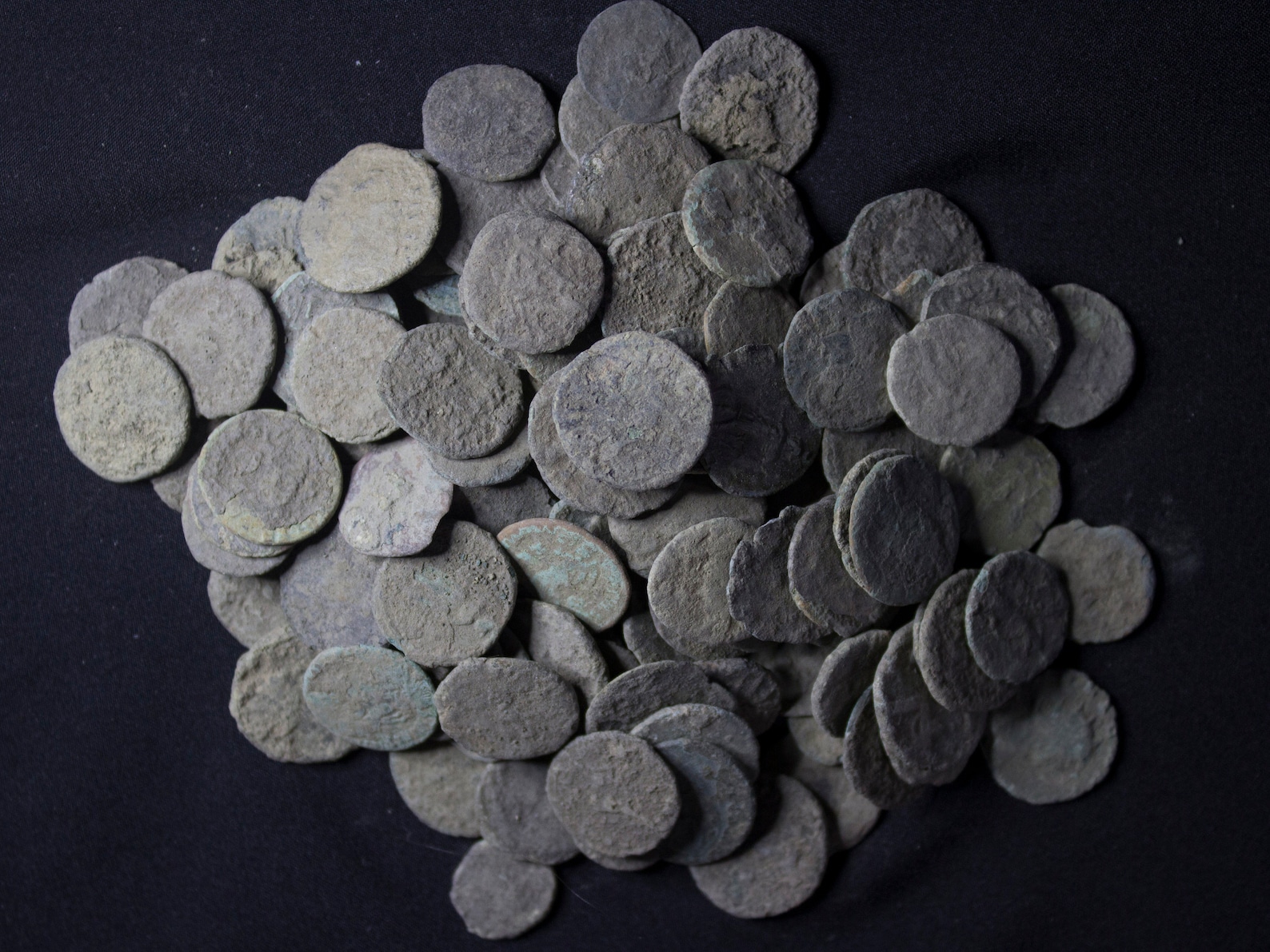 Authentic Uncleaned Ancient Roman Coins - 1600+ Years Old (60BC - 400AD ...